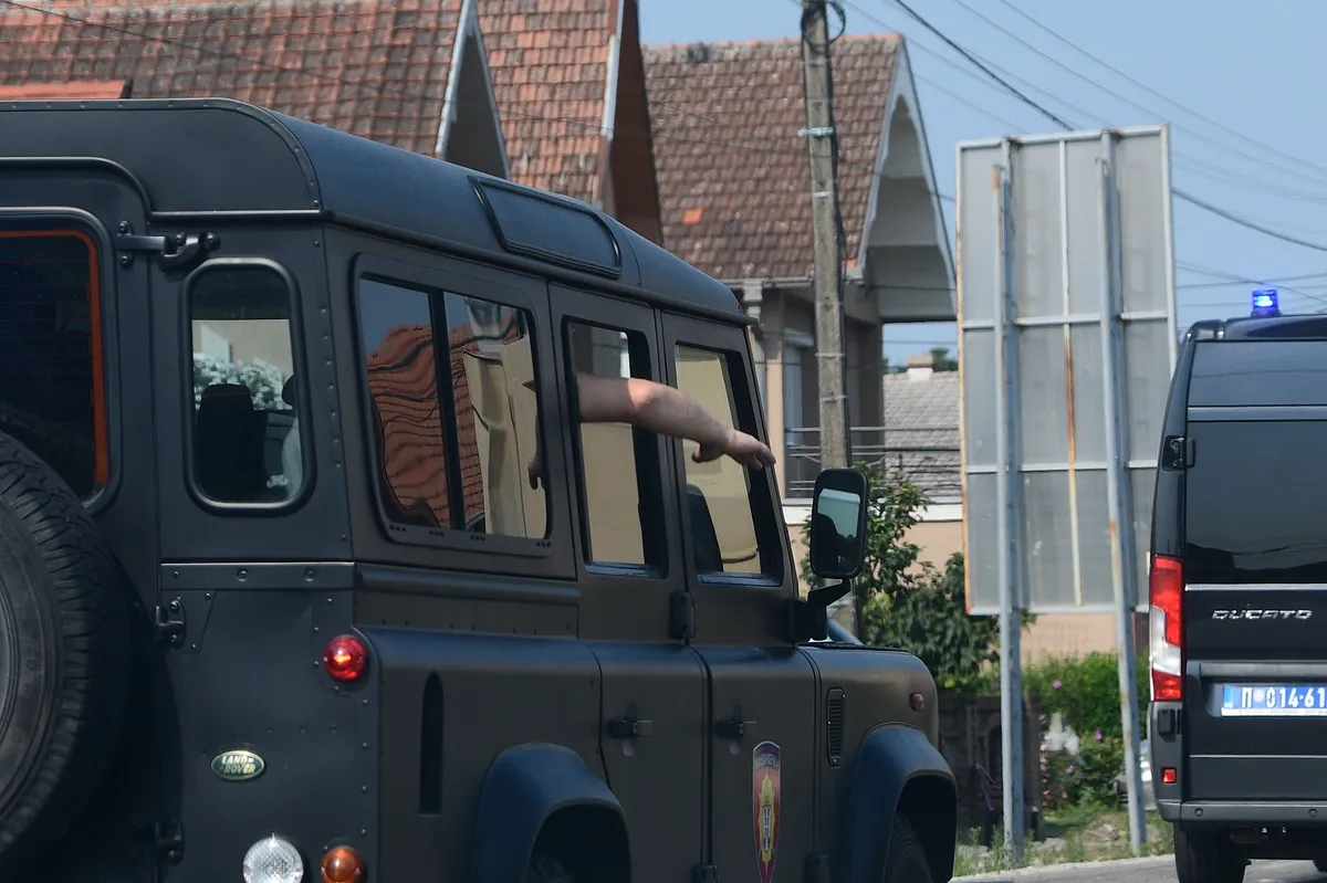Policija uhapsila muškarca iz Valjeva koji je pucao u kragujevačkom ...