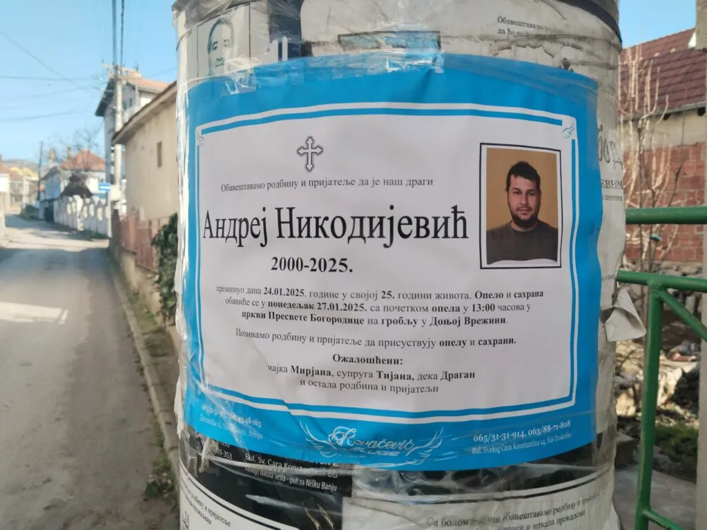 "Govorila sam mu: 'Ljubavi, nemoj da mi umreš'. Grlila sam ga i pipala ...