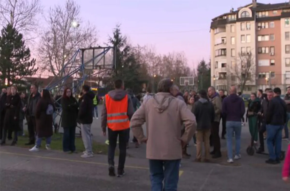 Prvi zbor građana u Obrenovcu - nova.rs