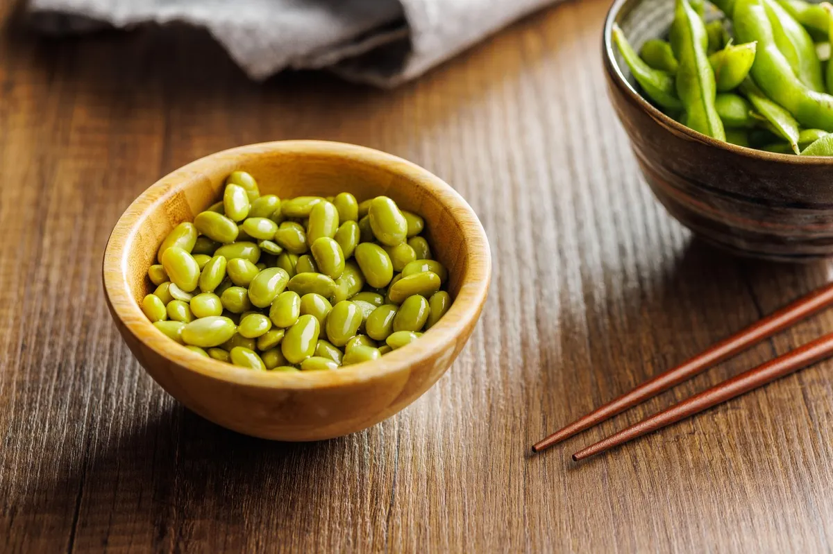 Edamame mahune su omiljena grickalica sportista - nova.rs