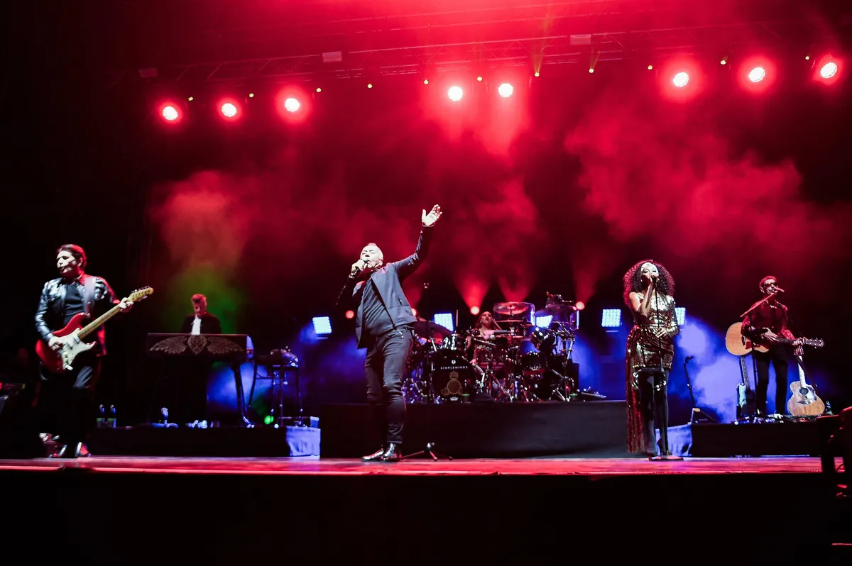 Preminuo bubnjar benda Simple Minds - nova.rs