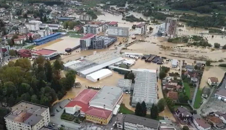 VIDEO Kiseljak potpuno pod vodom, grad pretrpeo ogromne gubitke