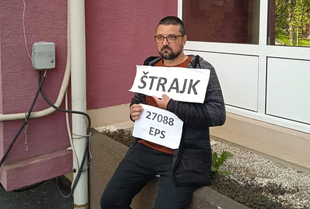 Bivši radnik EPS-a prekinuo štrajk glađu, pozlilo mu - nova.rs