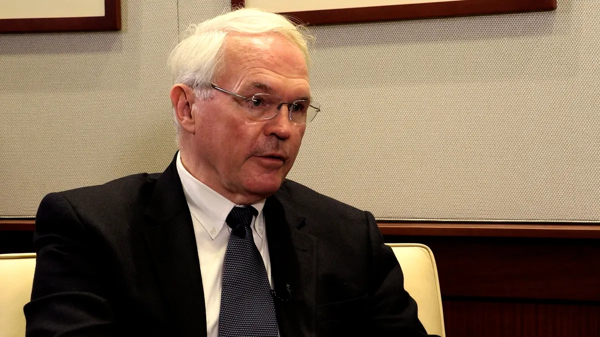 Hil: U 2023. godini biće više američkih investicija u Srbiji - nova.rs