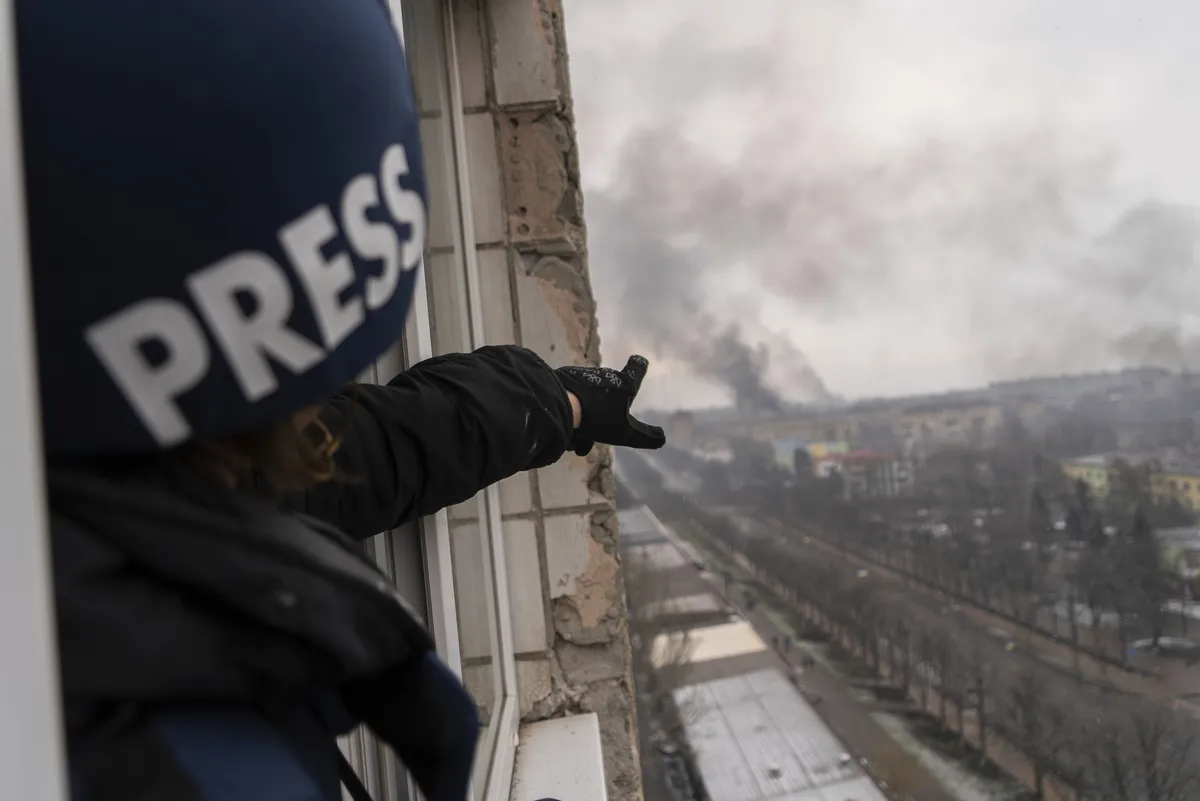 FOTO Pas čeka ispred operacione sale: Slika iz ukrajinske bolnice slama ...