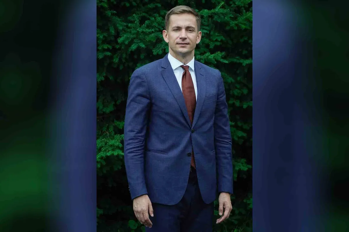Delio je otkaze i "kumovao" zagađenju, smena ga je stigla na simboličan ...