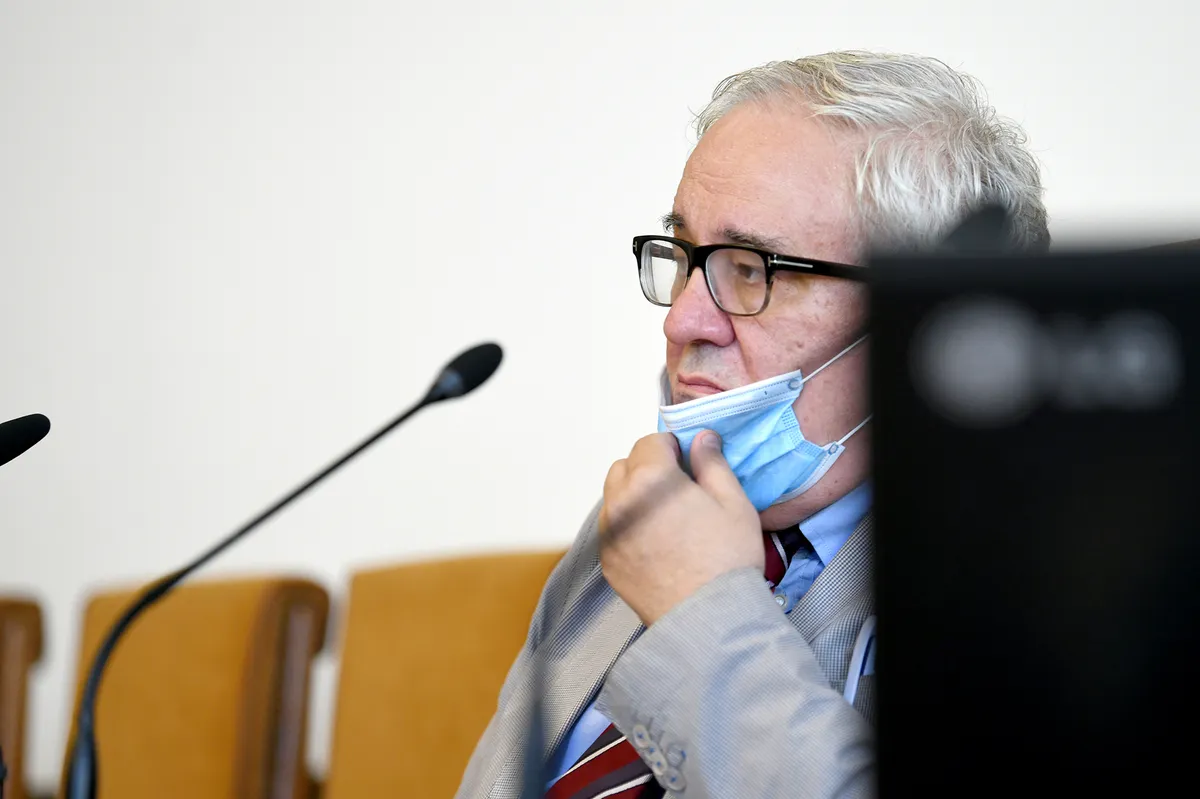 Predsednik SANU: Drastično se sužava prostor demokratije - nova.rs