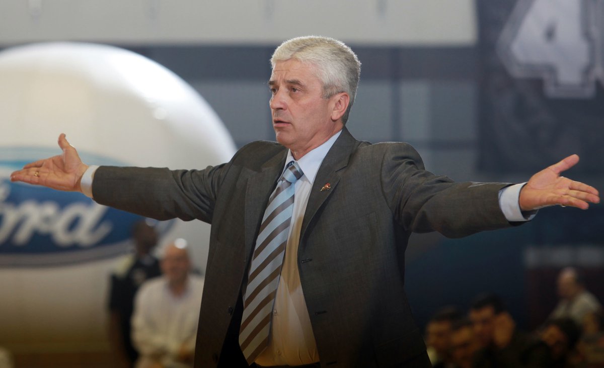 Odlazak čuvenog trenera: Preminuo Milovan Stepandić - nova.rs