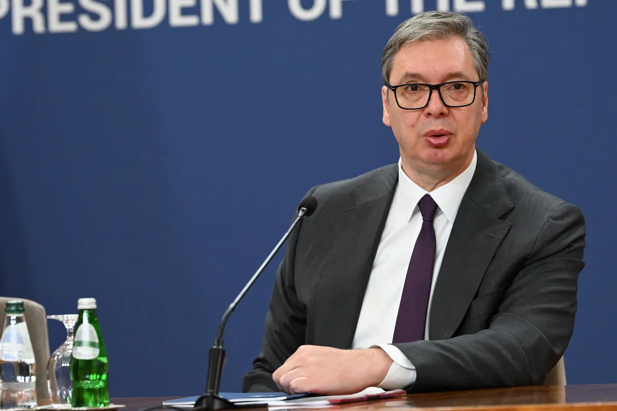 Oglasio se Vučić nakon što su batinaši vraćeni iz Tivta u Srbiju, a BIA ...