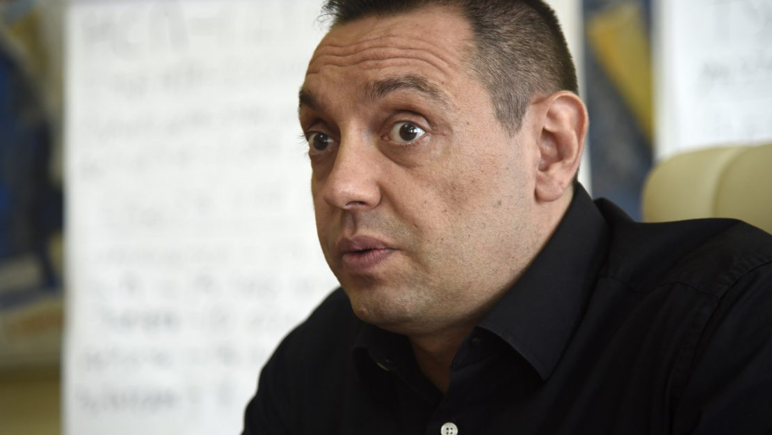 Vulin: Vojska postupa u skladu sa zakonom i pravilima službe