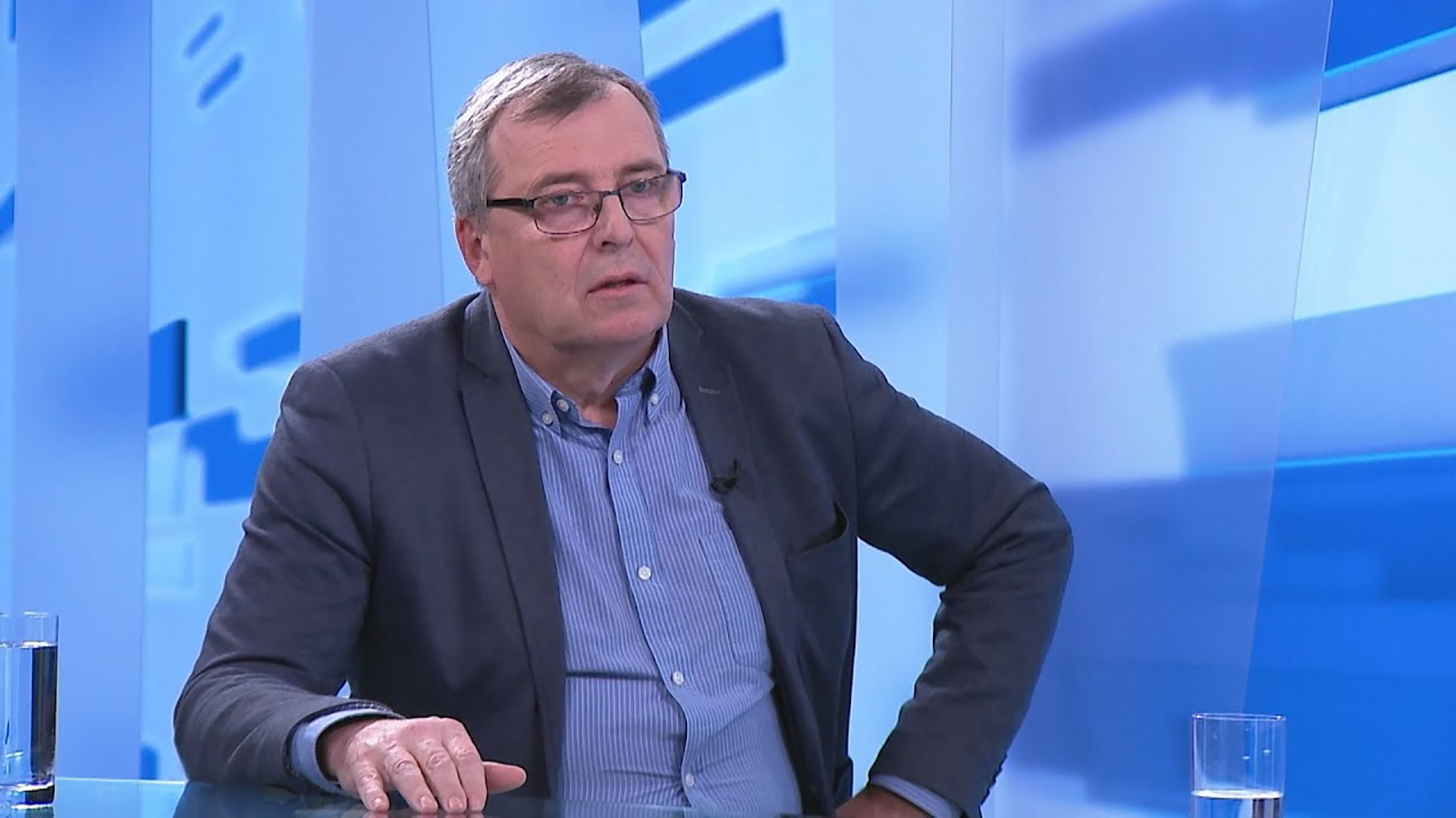 Hrvatska razmatra samoizolaciju za sve koji ulaze iz Srbije