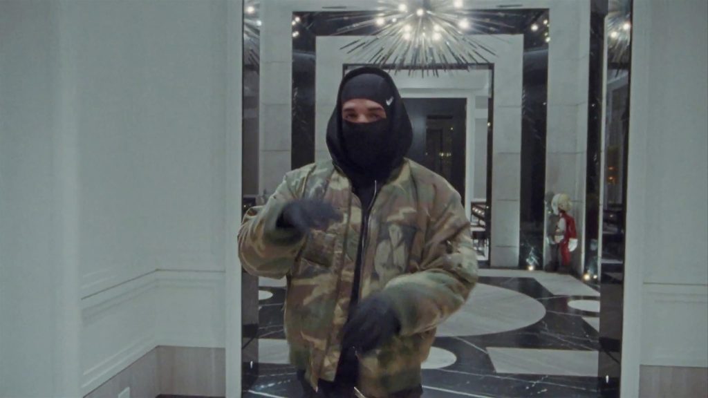 Reper Drejk snimio novi spot u izolaciji