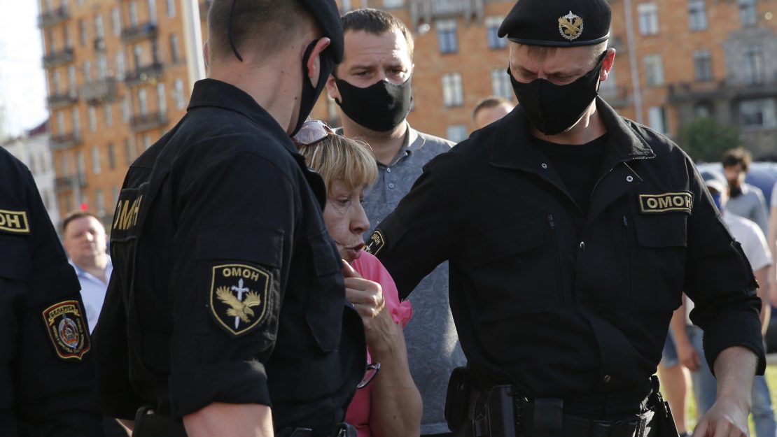 Protest u Ljubljani, policija oterala demonstrante