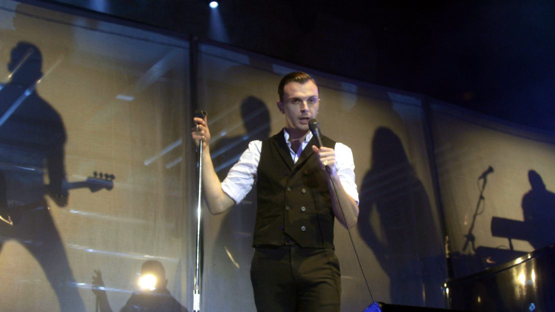 Pop duo Hurts objavio treću pesmu sa predstojećeg albuma