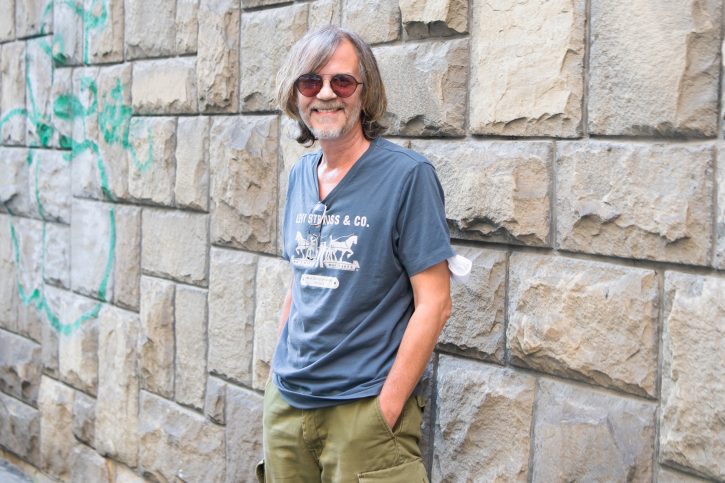 Legendarni Žika Todorović oduševio sarajevsku publiku: Nastupio sa EKV ...