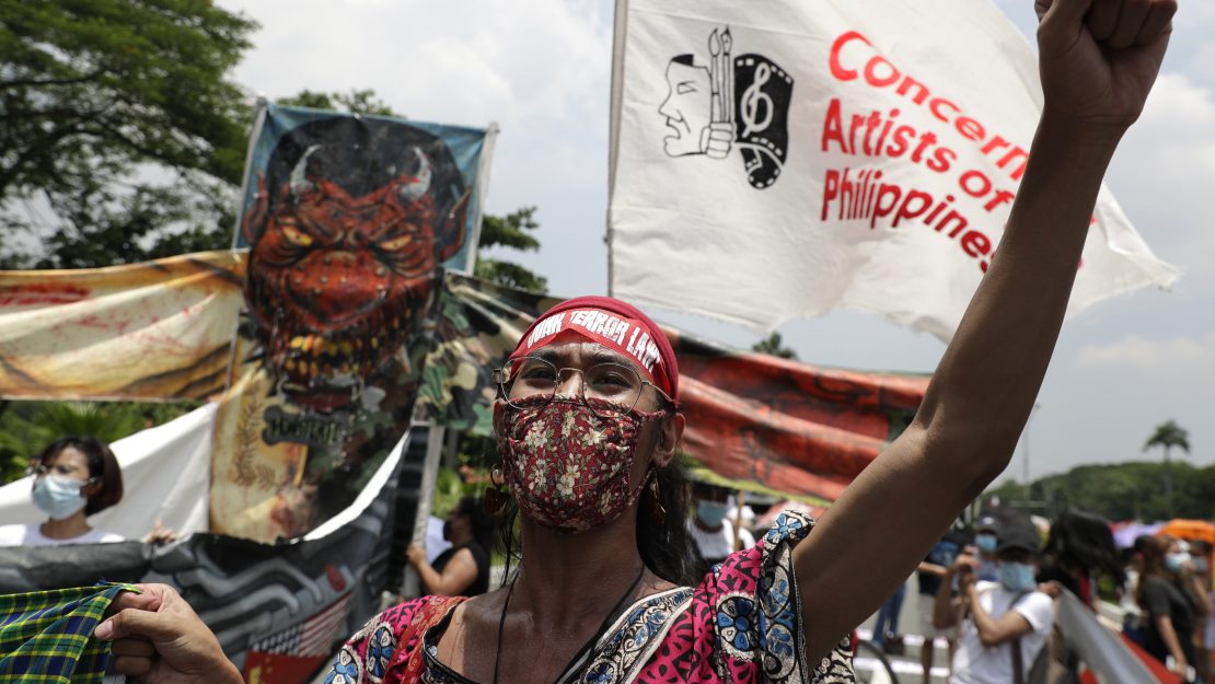 Filipinski autokrata koristi koronu za obračun sa narodom