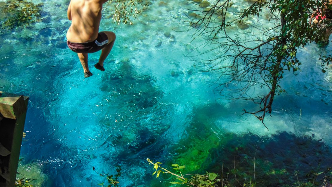 plavo oko Archives - NOVA portal