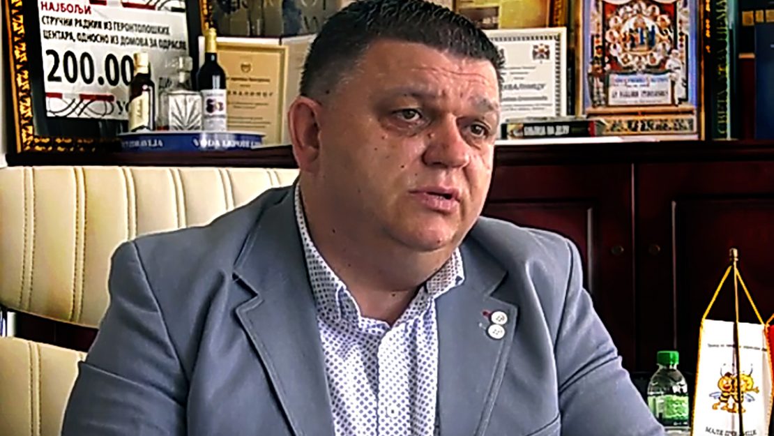 Ljude lečio lekovima za stoku, pušten iz pritvora