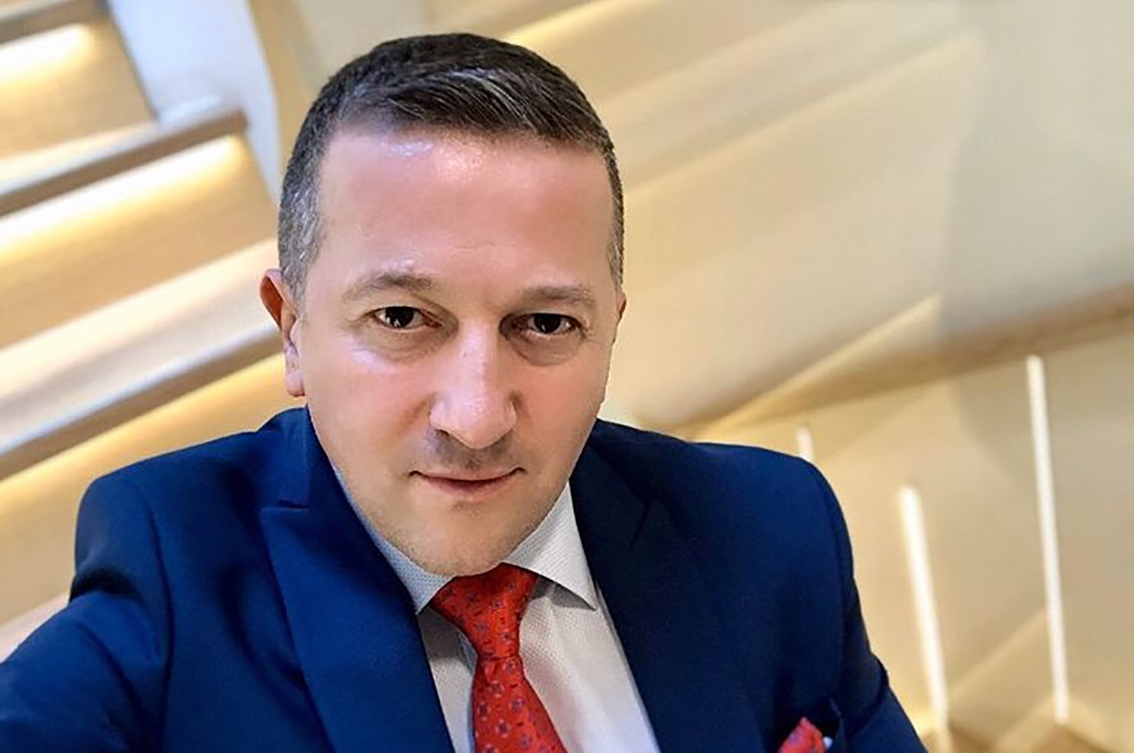 Saznajemo: Predojević došao na posao, obezbeđenje ga vratilo