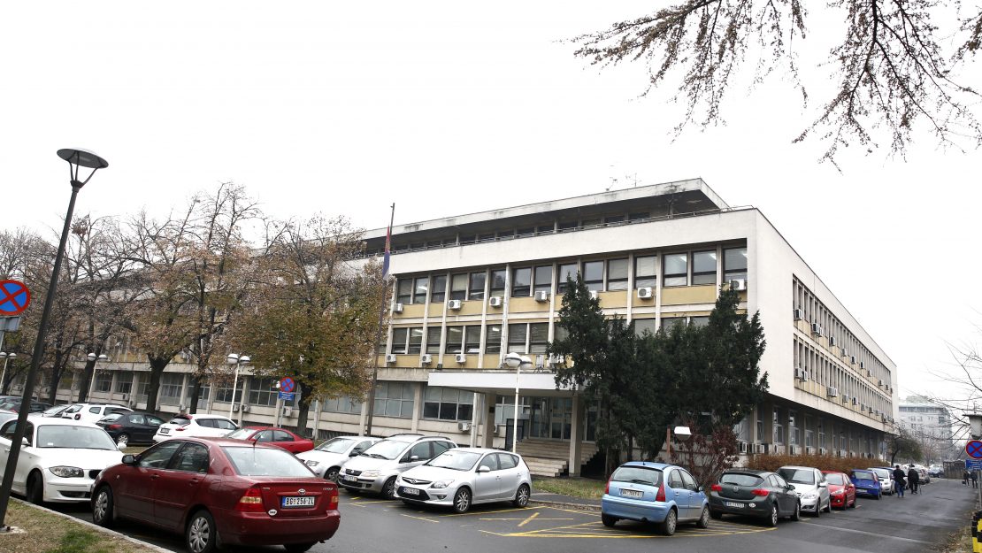 Snimak MUP-a Novi Beograd iz koga trešte narodnjaci u petak popodne