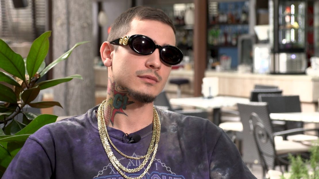 Reper Mili za Nova.rs: Osuđujuju me jer sam originalan