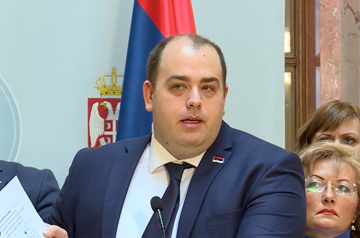 Nepismeni Srba Filipović, SNS: Da ste krenuli na mene ne "bih" se tako ...