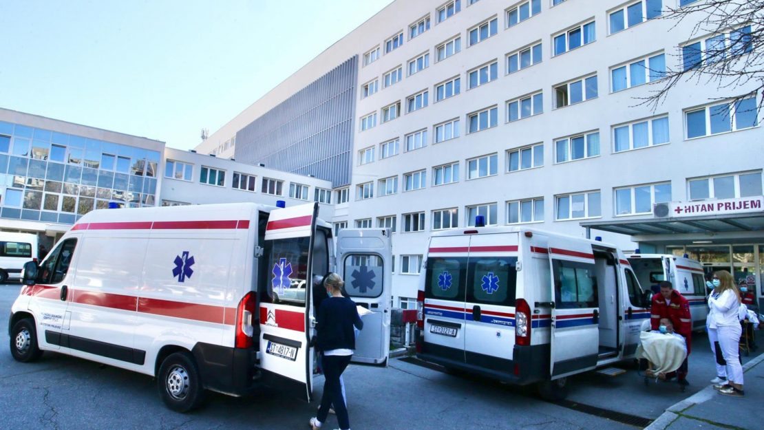 Godina je 2021. - Splitska bolnica dobila je toplu vodu