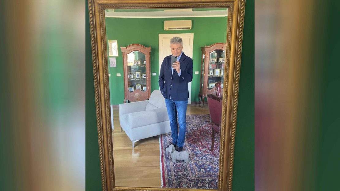 Crnogorskog ambasadora niko ne može da išćera iz rezidencije