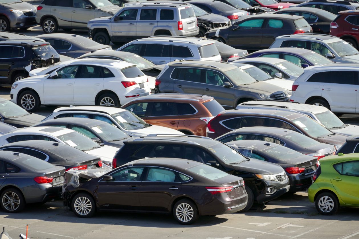U Srbiji pad prodaje polovnih automobila: Najčešće se kupuju stariji ...