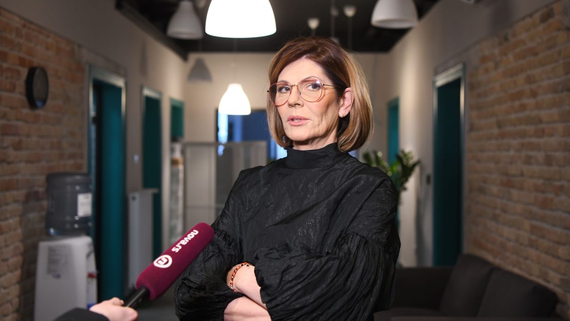 Rada Đurić: Posao političara je da odgovaraju na pitanja