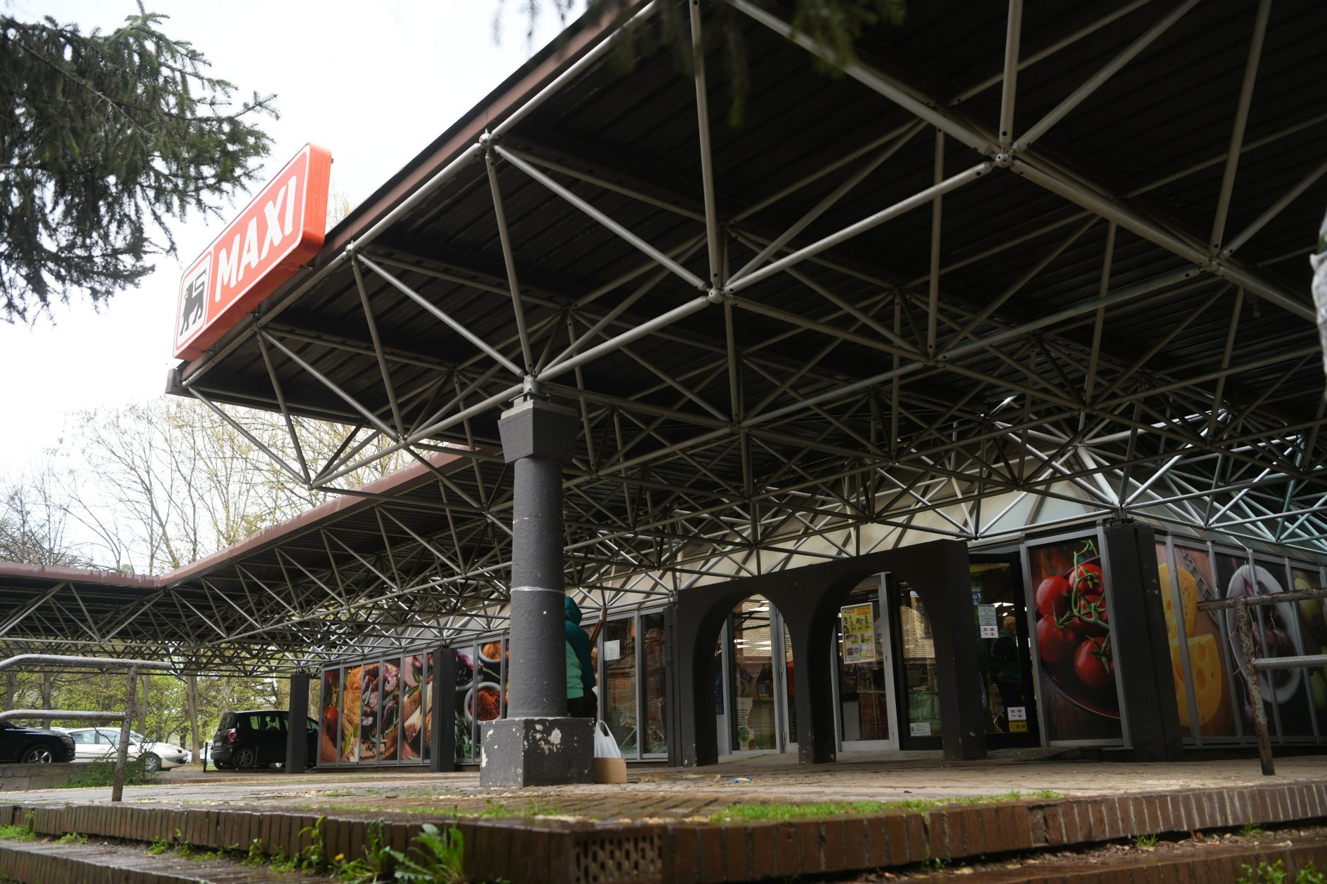 Cerak Vinogradi: Svet se divi, Beograd nemo gleda propadanje