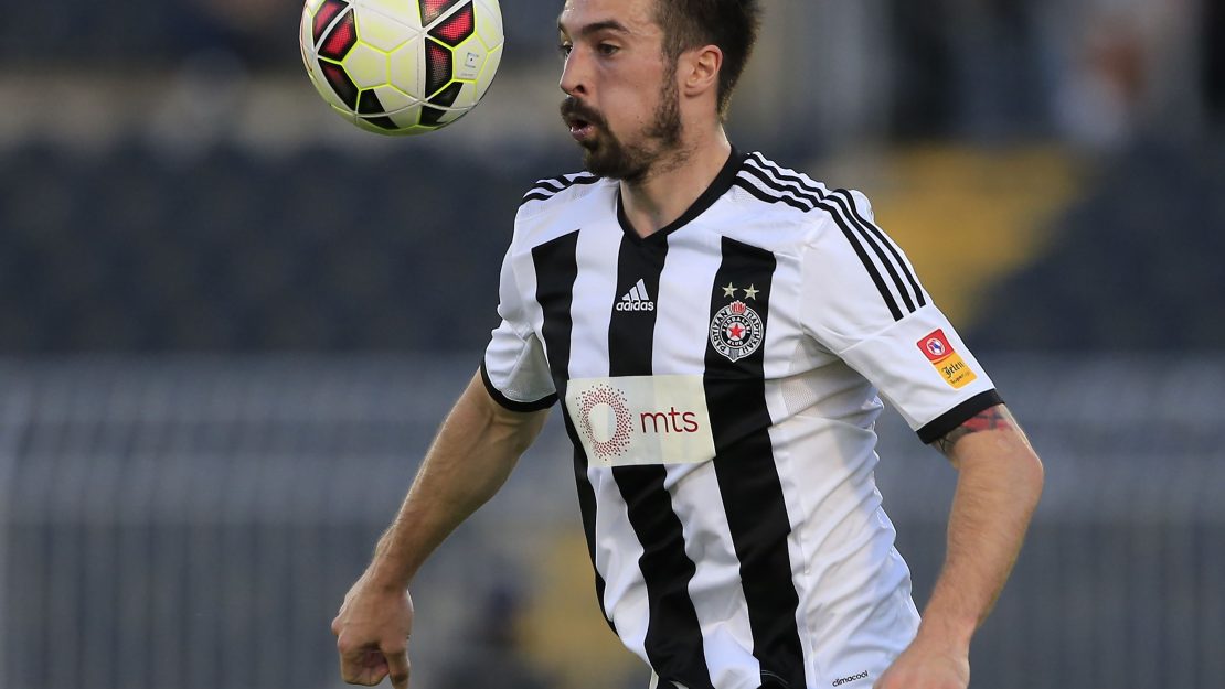 Nekadašnji fudbaler Partizana nasrnuo na sudiju VIDEO NOVA portal