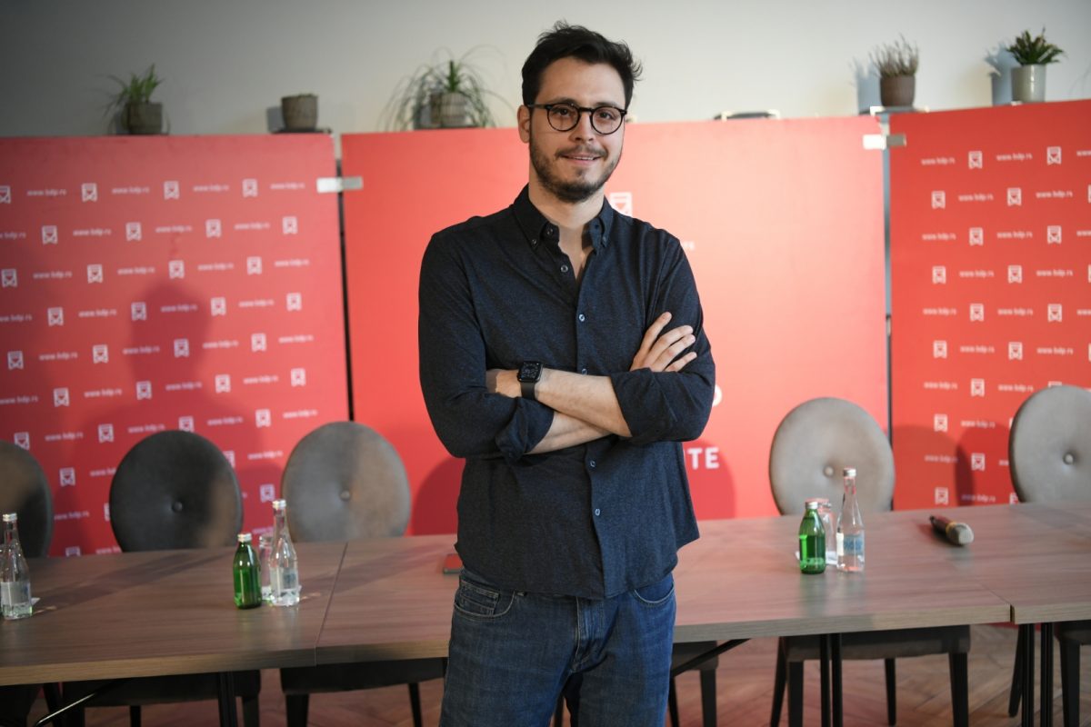 Veljko Mićunović: Narod se prepoznaje u našoj “Demokratiji”