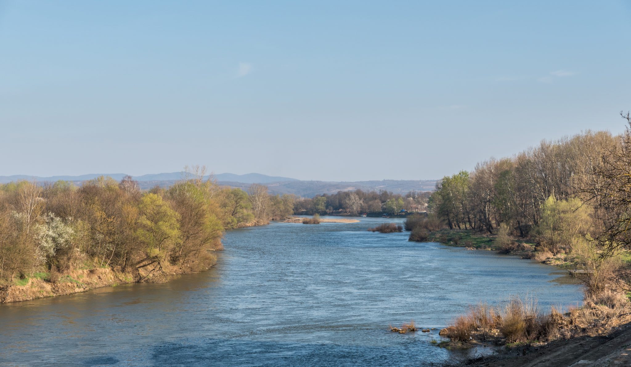 Pontonski most kod Svilajnca rasklopljen zbog visokog vodostaja Velike ...