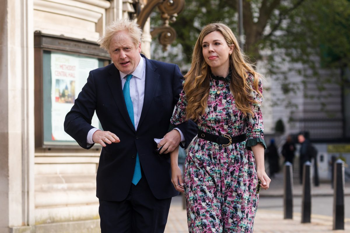 Boris Džonson ponovo tata: Britanski premijer jutros dobio sedmo dete
