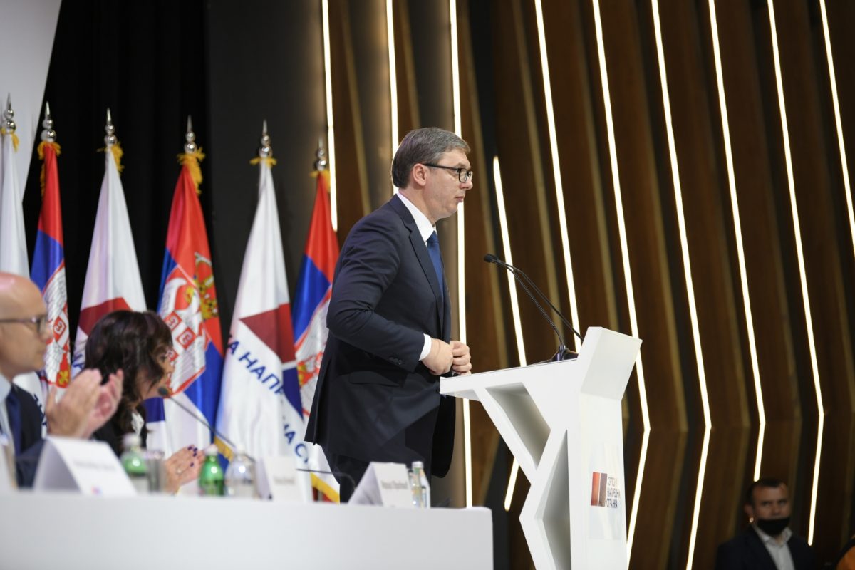 Prvi put bez Vučića: Danas sednica Glavnog odbora SNS