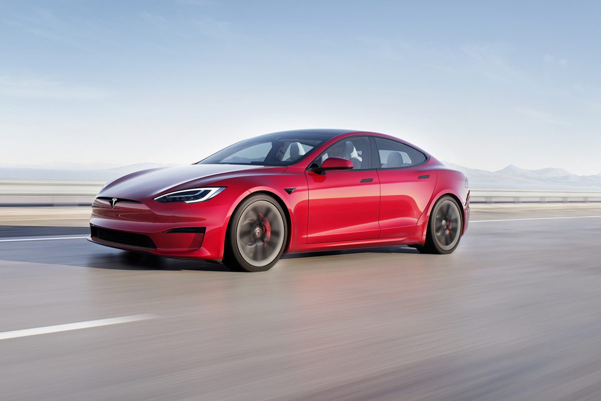 Tesla povlači 285.000 električnih automobila iz Kine