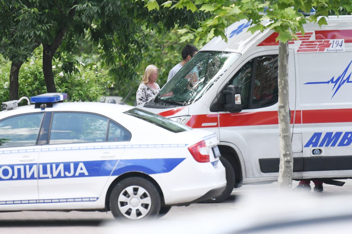 Užas u Lazarevcu: Sin krvnički pretukao majku, pa je gurnuo niz stepenice