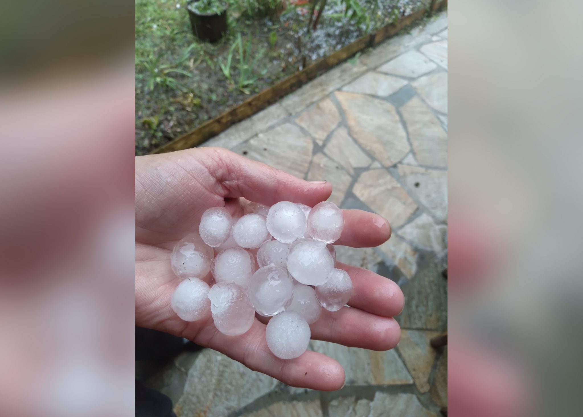 VIDEO Nevreme kod Studenice, padao grad veličine oraha