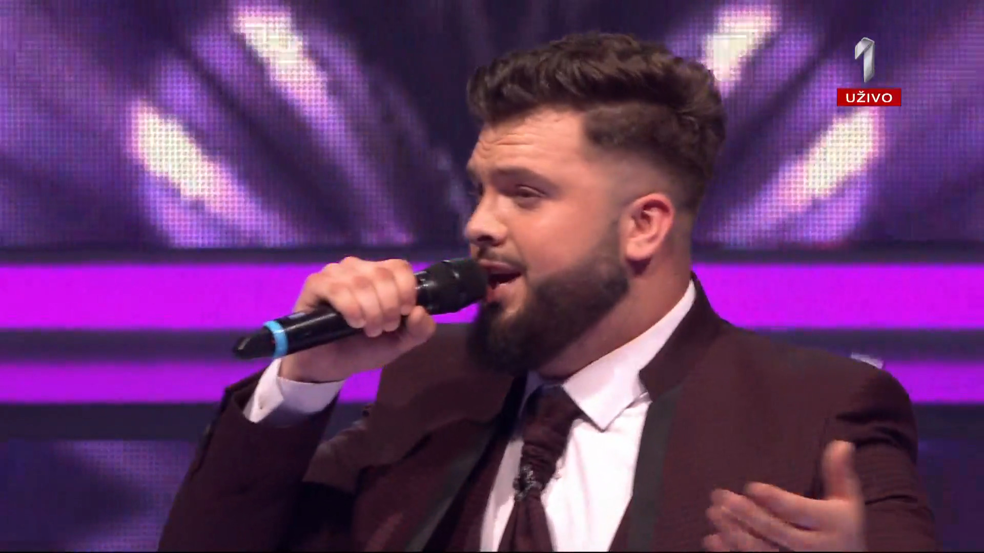 Zvezdi Granda Sadiku Hasanoviću zabranjen ulazak u Srbiju