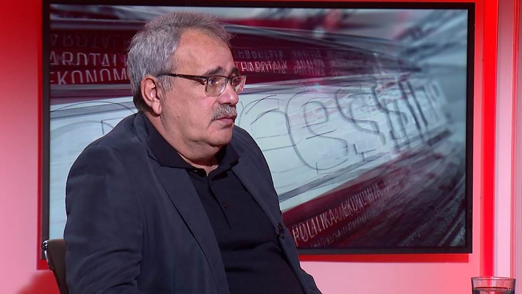 Serijal Nova: Koji savremeni pisci treba da uđu u lektiru