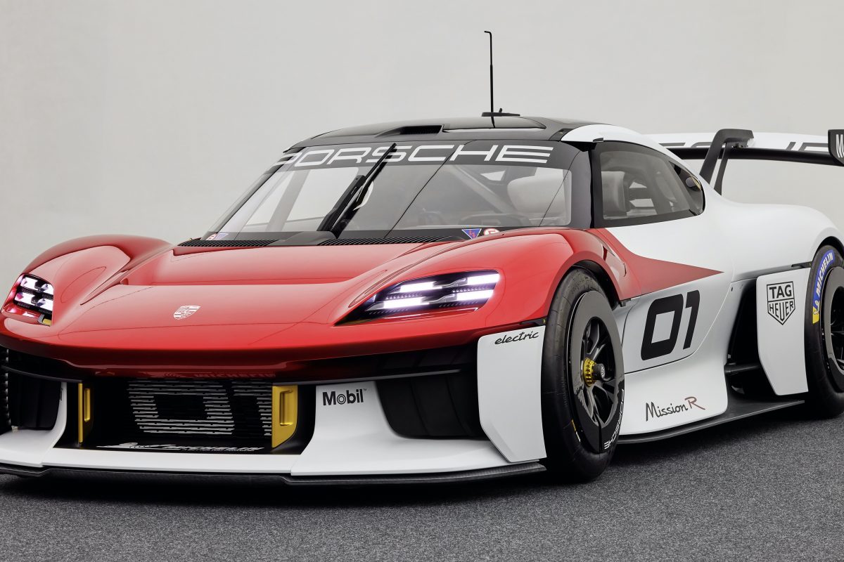 Trkački Porsche na struju ima više snage nego Formula 1