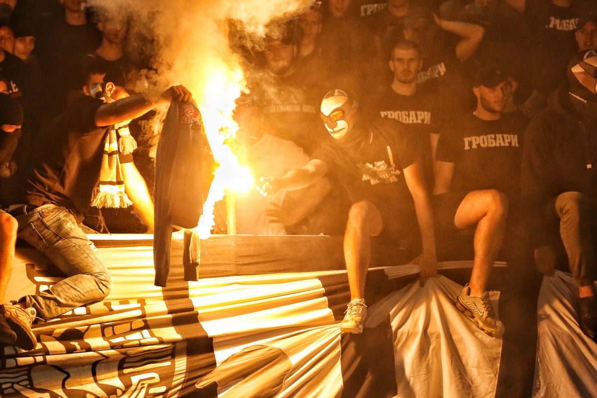 Ko je Branko Malović, operativac SNS koji huška navijače u Pančevu