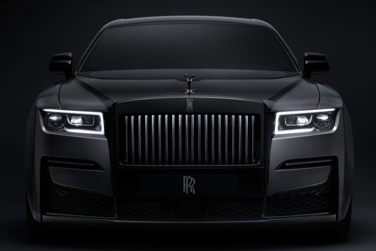 RR Ghost Black Badge je najcrnji automobil i košta mnogo (FOTO)