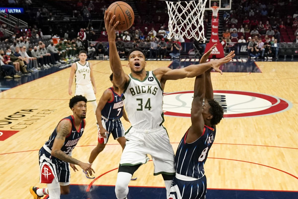 Adetokumbo odigrao meč za istoriju NBA i uništio Hjuston VIDEO