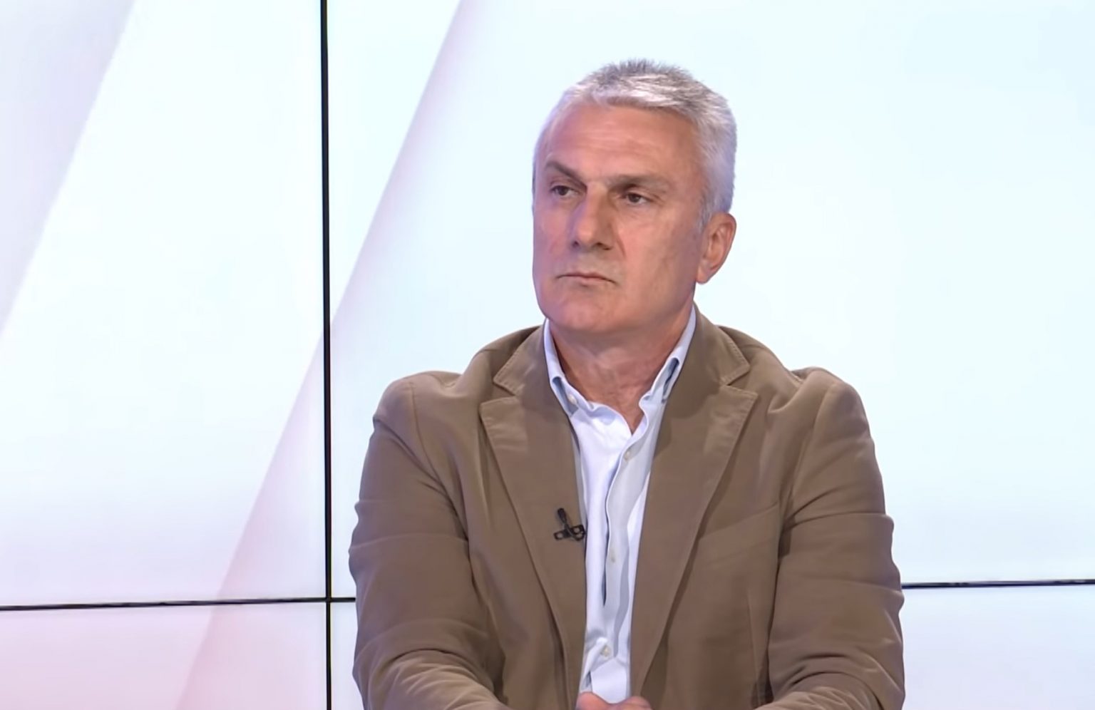 Brat Gorana Vesića je kandidat za funkciju na Fakultetu političkih ...