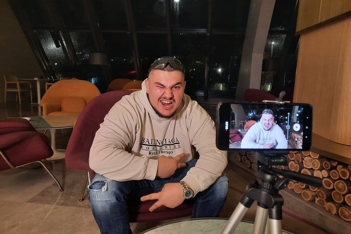 Inas za Nova.rs: Ne tražim Cobiju popust za album, reperi se ne cenkaju ...