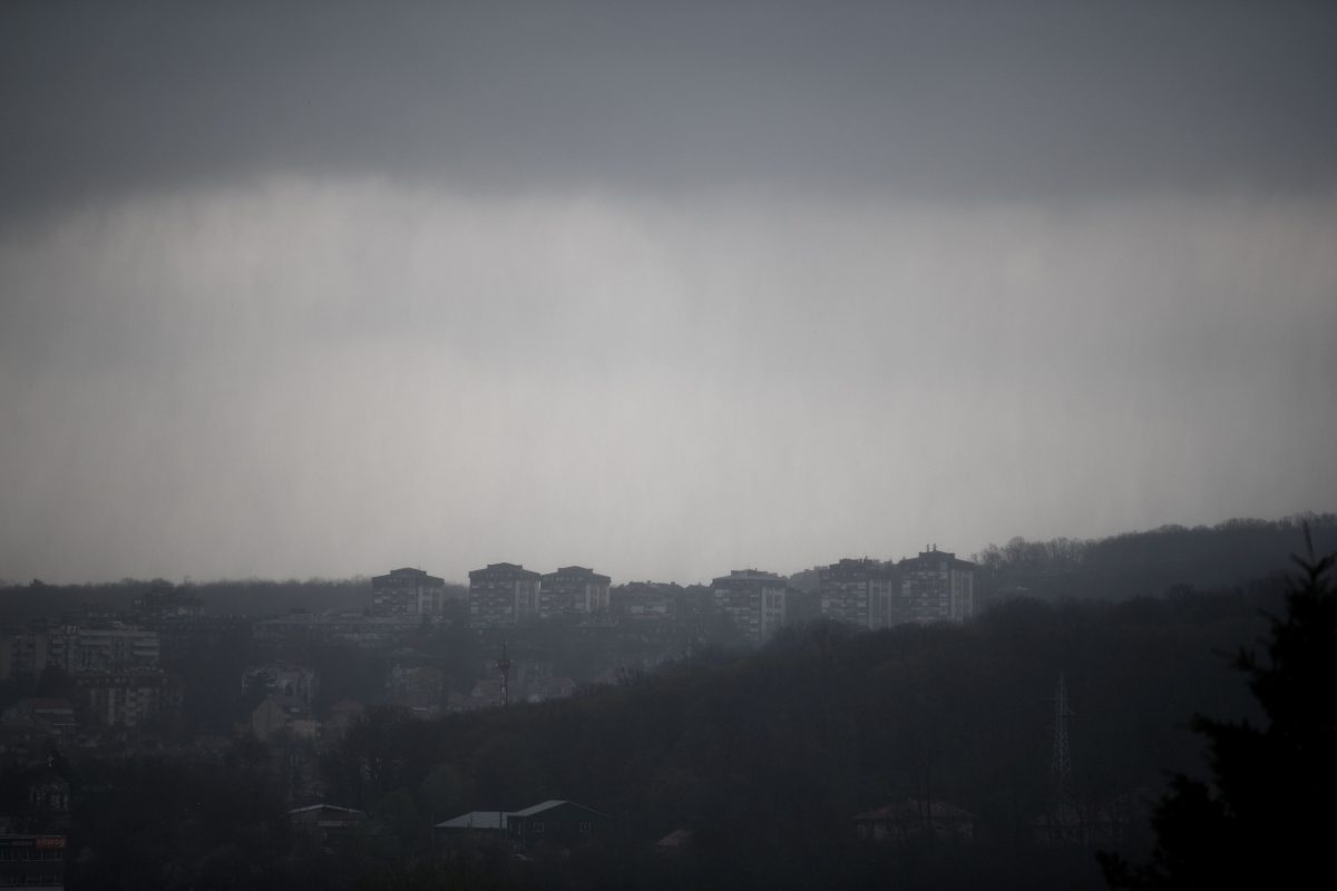 VIDEO Smračilo se nad Beogradom, grad pogodio Obrenovac i okolinu