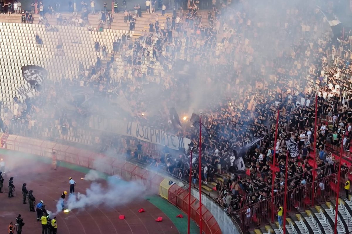 Grobari žestoko vređali Snežanu Borjan