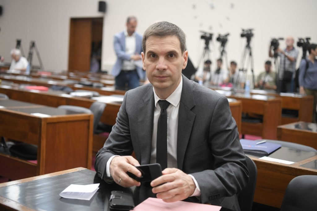 Ko je Miloš Jovanović: Od "Metle" do najsnažnije političke stranke na ...